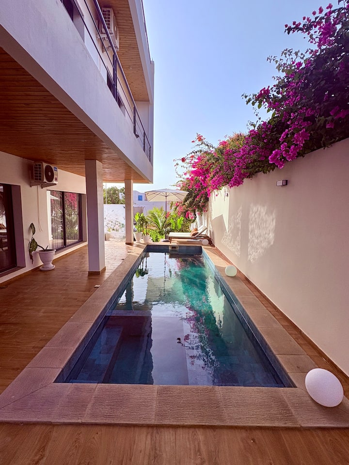Villa 4 Ch • Piscine Privée • Calme • Proche Plage - Senegal
