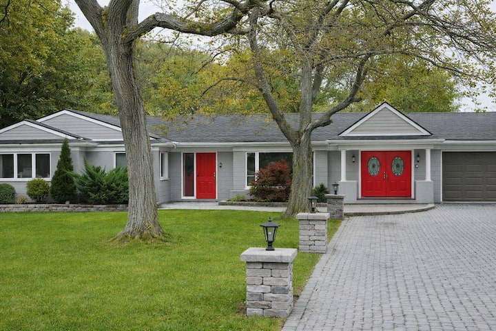 Garner Escape - Niagara Falls