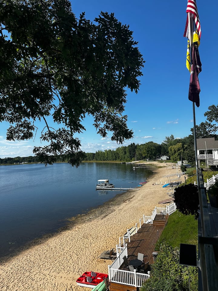 Private Cottage On Quiet Rainbow Lake - Maple Valley Township