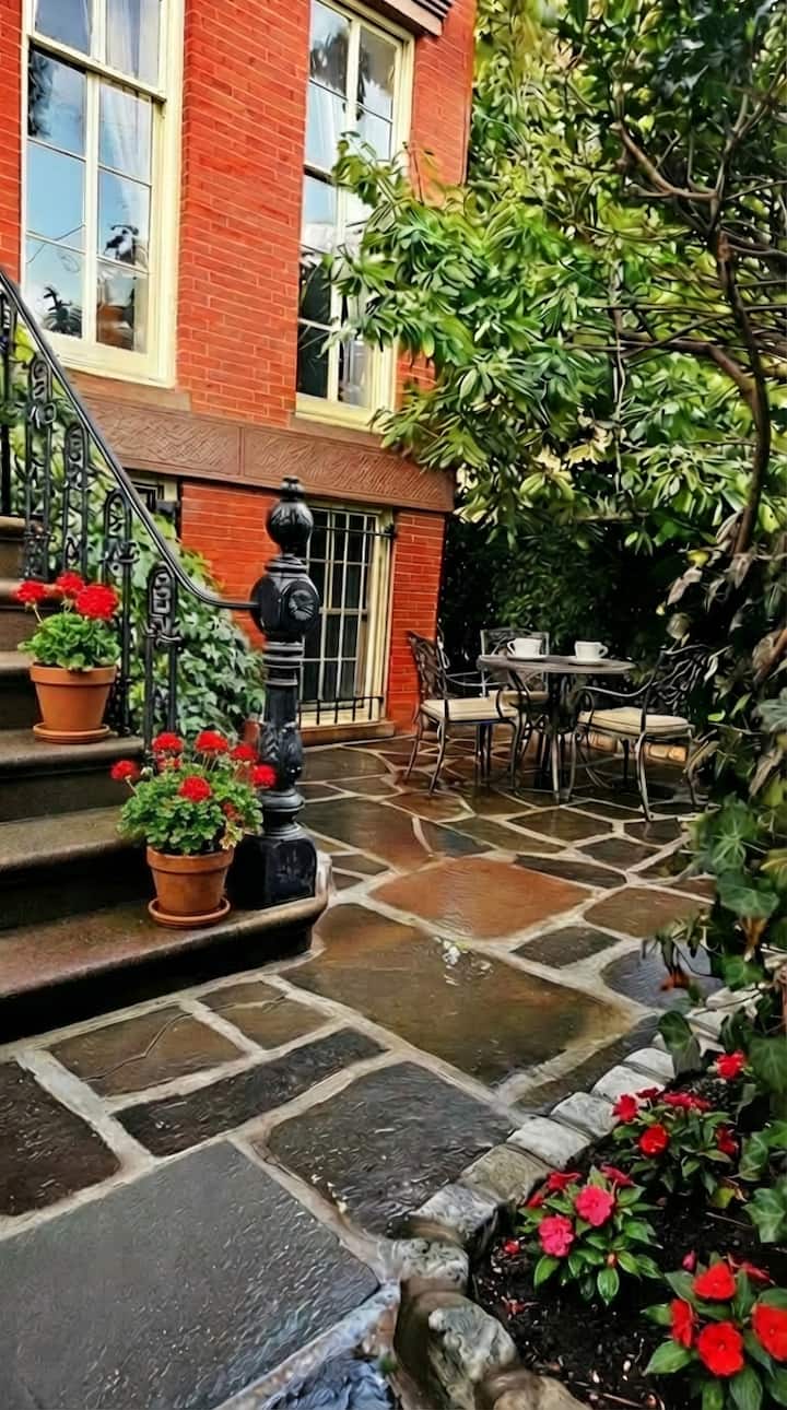 Private 1860s Studio In Downtown Jersey City - Jersey City, NJ