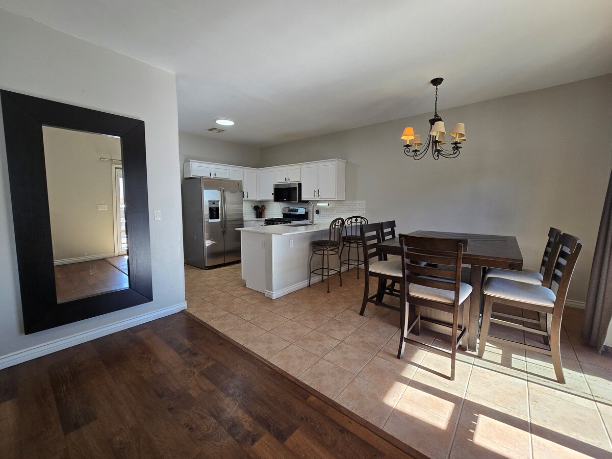 Gem Show Home, 4BR Near Palo Verde & Ajo - Häuser zur Miete in Tucson ...