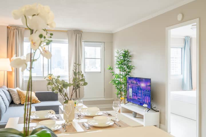 Mtl Dowtown- Amazing Apartment | Awesome View - Montréal, QC