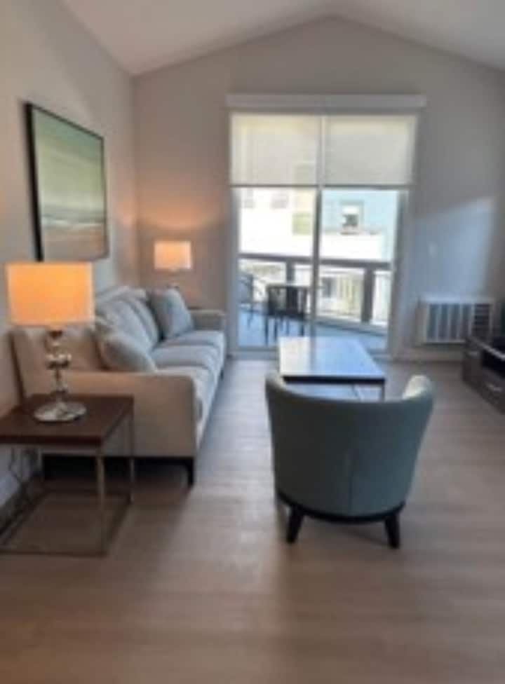 Stunning Home Oasis With Access To Amenities! - Fremont, CA