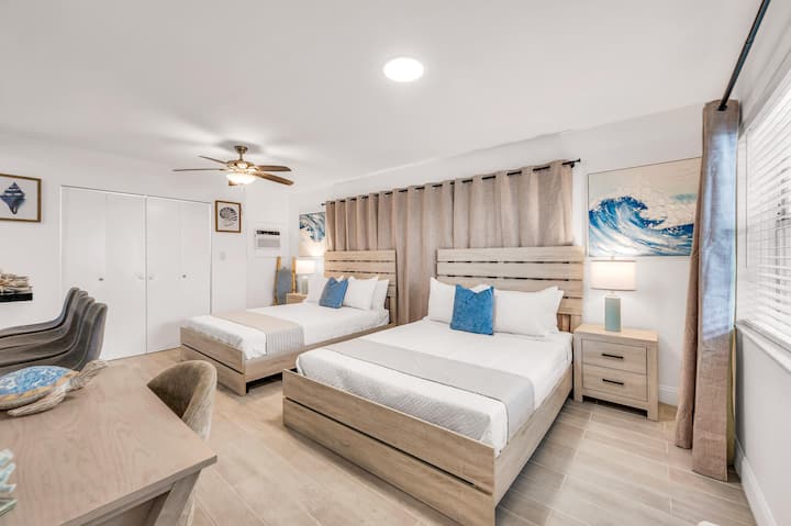 Kemp's Ridley 101 Oceanfront Studio Heated Pool - The Bahamas