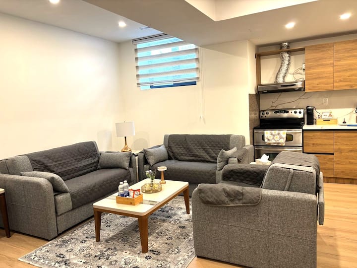 Modern 1br Suite | Heated Floors + Free Parking - Mississauga