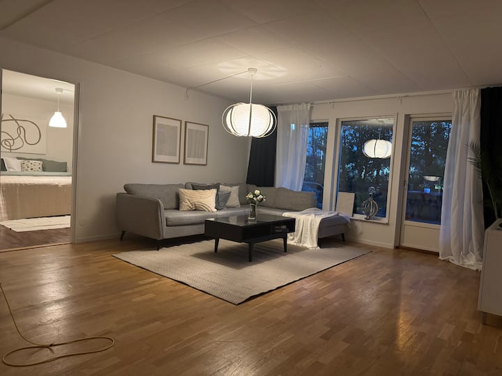 Stor Lägenhet På 102kvm I Torslanda Göteborg . - 哥特堡