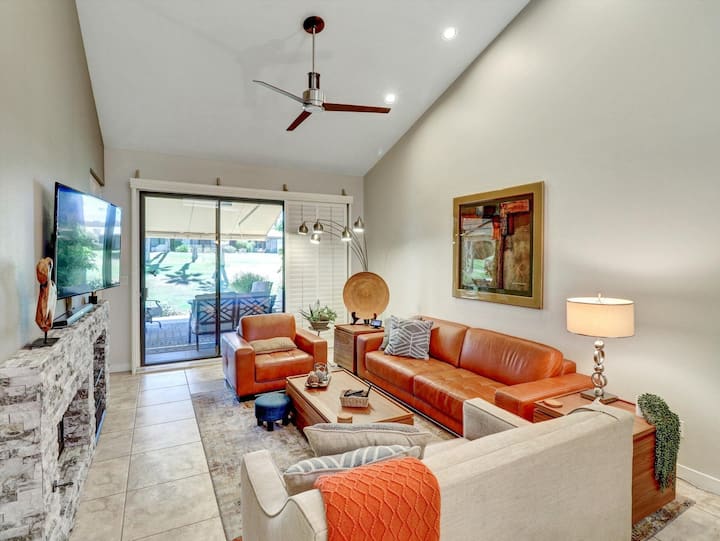 Elegant Desert Retreat • Palm Valley • 2br Condo - Palm Desert, CA