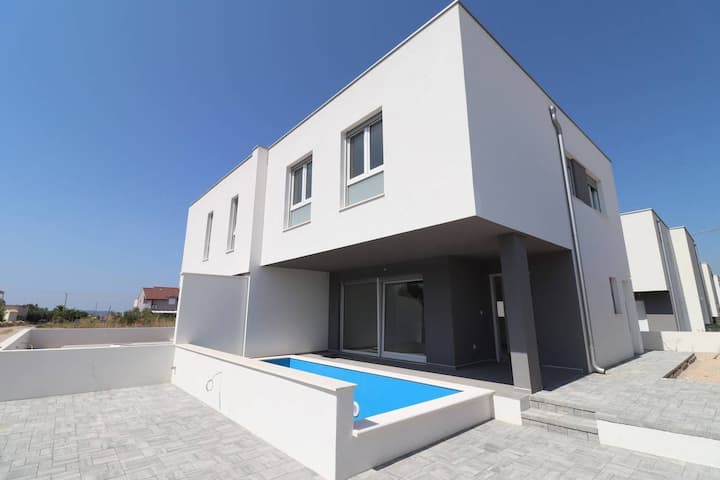 Villa Pomalo - Tisno