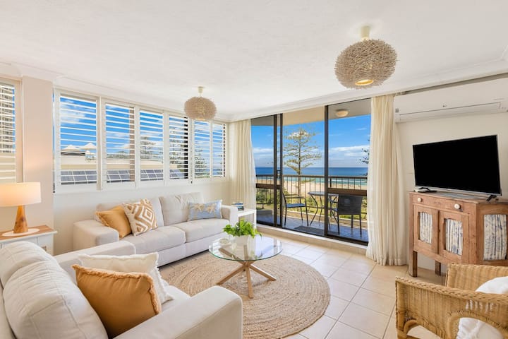 Aries Unit 14 - Coolangatta