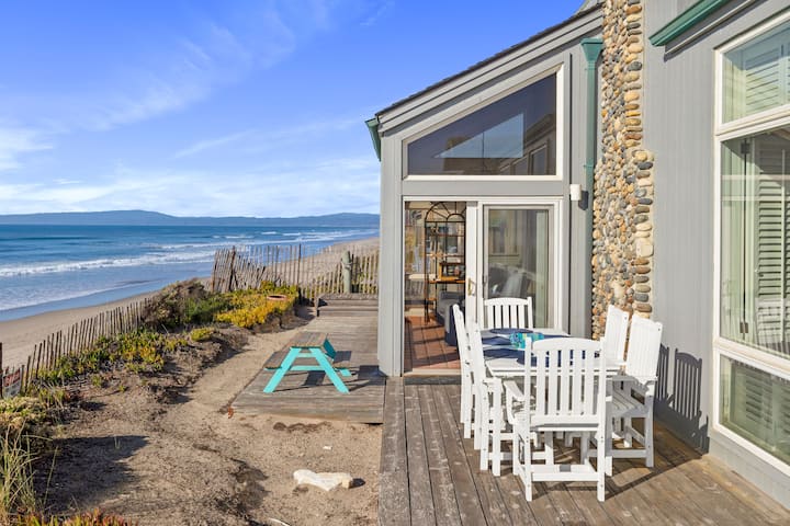 Beachfront House Your Oasis For 12 At Pajaro Dunes - Pajaro Dunes, CA