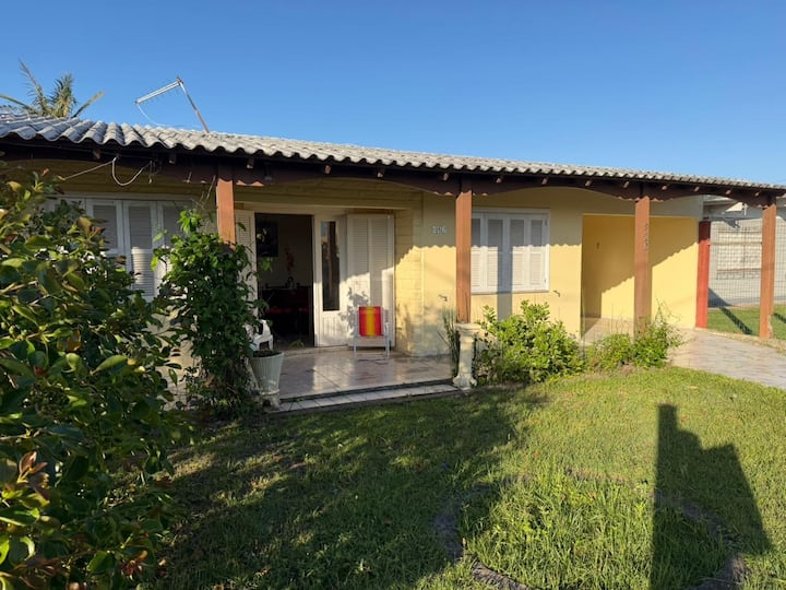 Casa Com Piscina à Beira-mar De Tramandaí - Tramandaí