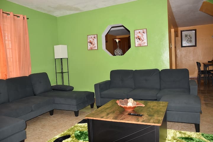 Villa Amoy, Taste Of The Tropics! - Ocho Rios