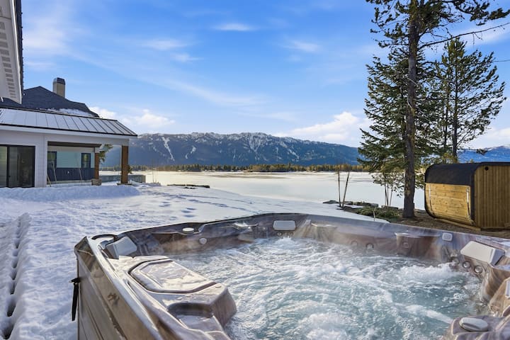 Private Dock|hot Tub| Gameroom| Sauna|lake Cascade - Tamarack Ski Resort, ID