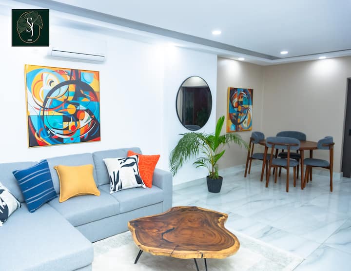 Appartement 2 Chambres + Canapé Lit - Riviera - Abidjan