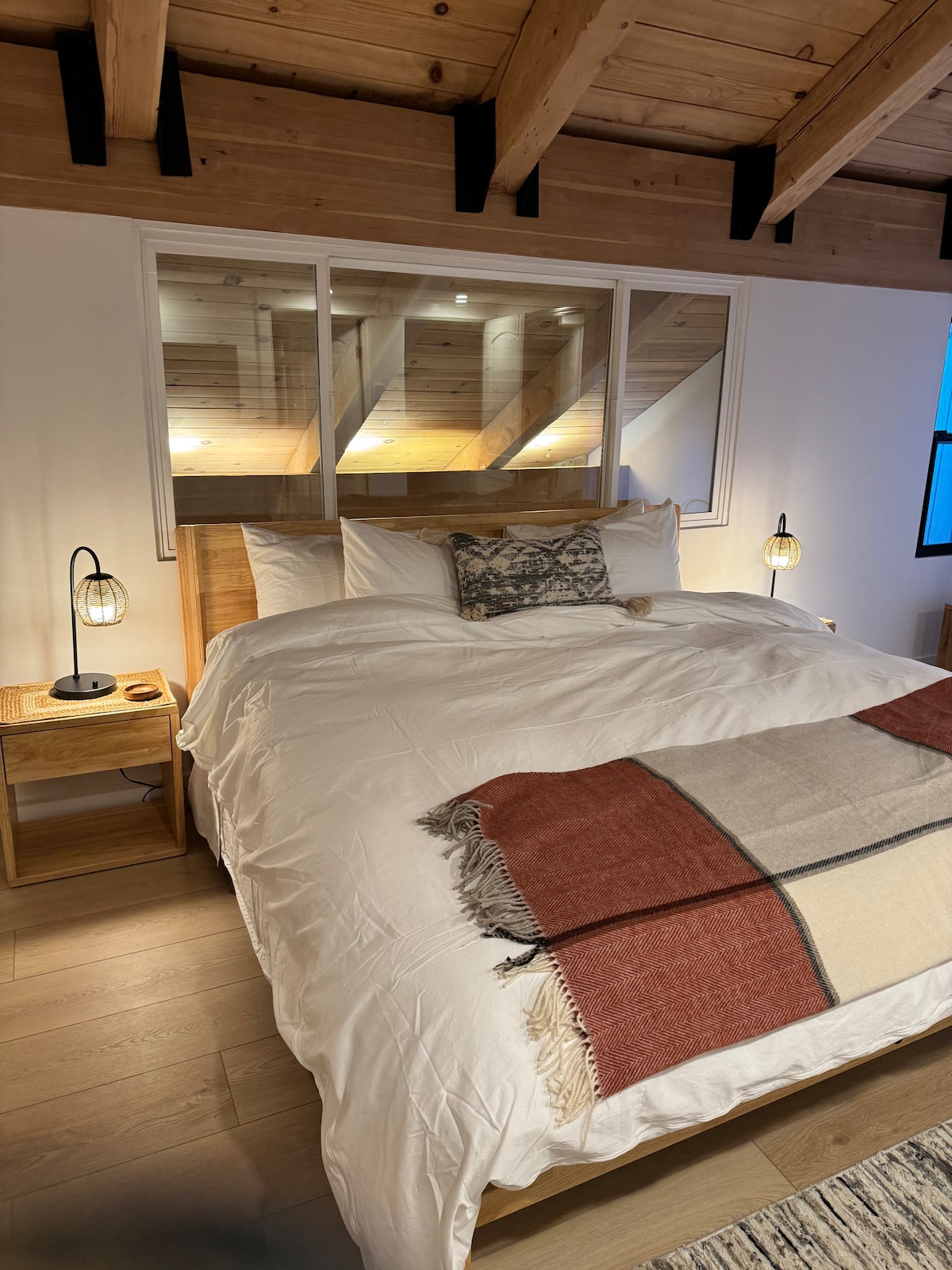 Mammoth condo walk to Canyon Lodge! Private Garage - Cabins for Rent in ...