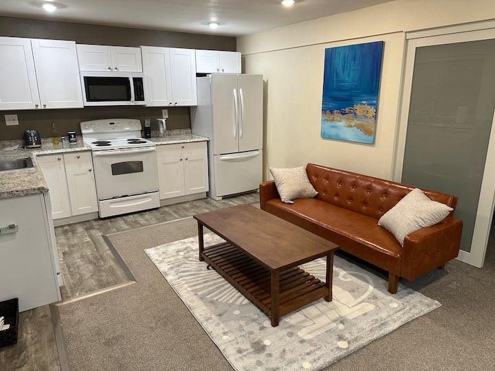 Cozy Apartment Close To Microsoft & Metro Station - Redmond