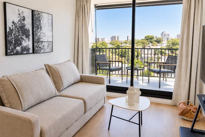Exclusive And Spacious - Montevideo