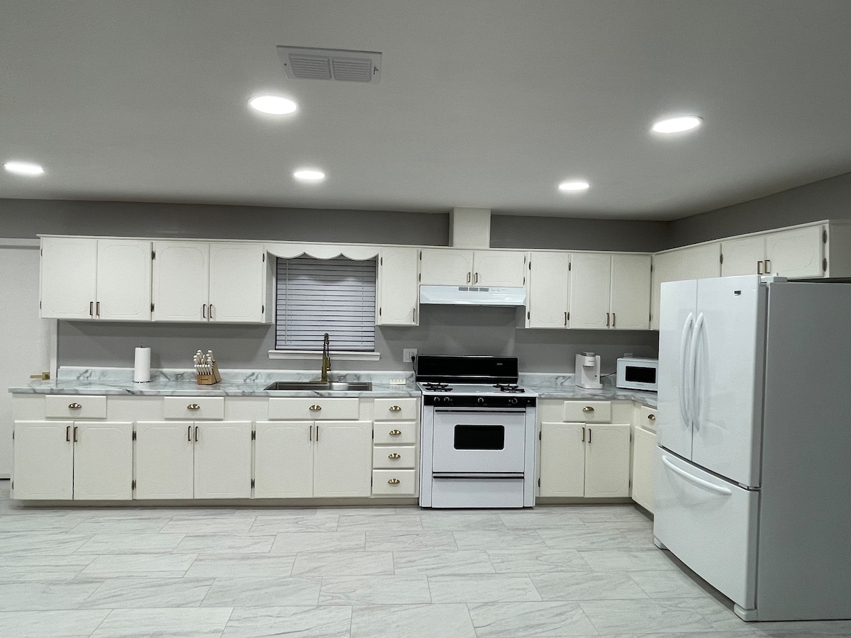 Grandma J’s - Houses for Rent in Del Rio, Texas, United States - Airbnb