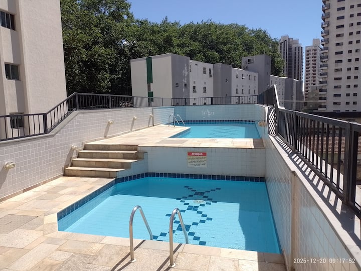 Apto. 1 Quarto, Piscina A 150m Da Praia Astúrias. - Guarujá