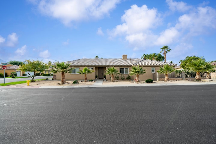 Indio Desert Retreat | Walk To Polo Grounds - Indio, CA