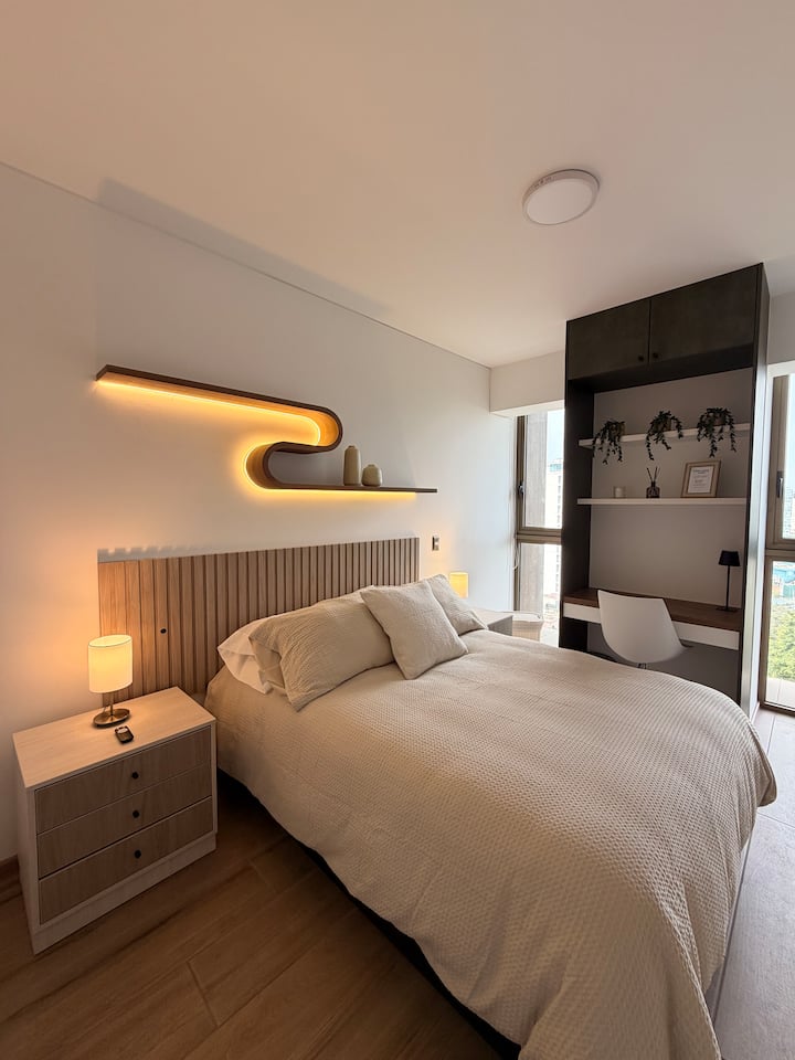 Amplio Y Luminoso A Pasos Del Malecón •Roost_prime - Perú