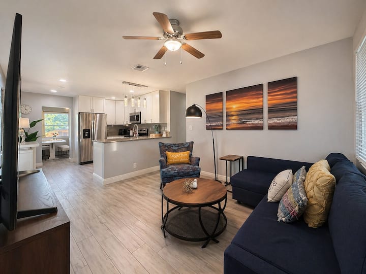 Private Jacuzzi Oasis | Near Atlantic Ave & Beach - Boynton Beach, FL