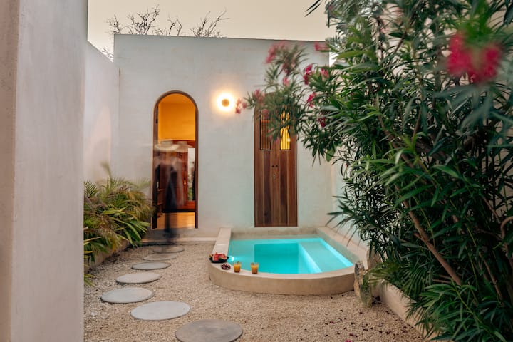 Casa Sak Beh: Historic Jewel with Pool in Mérida - Houses for Rent in ...