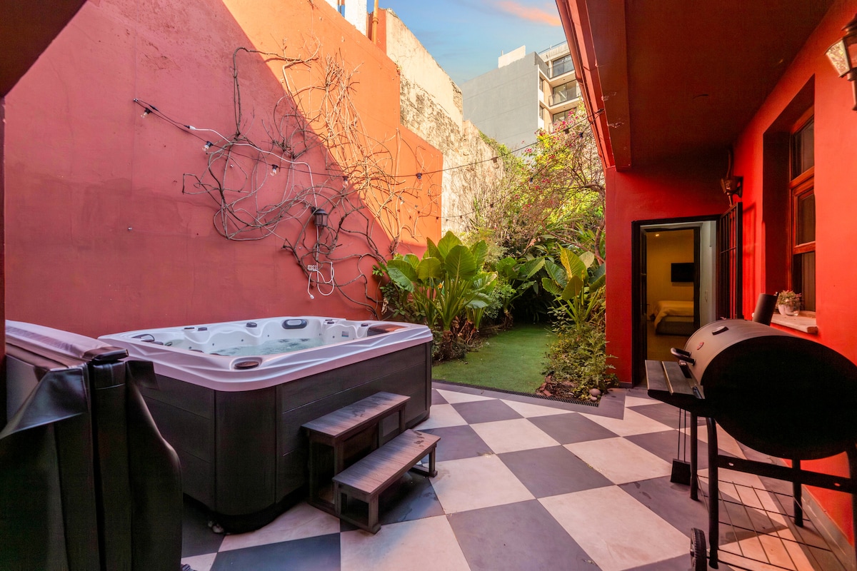¡RARO loft de diseño con jardín, jacuzzi y azotea! - Casas en renta en ...