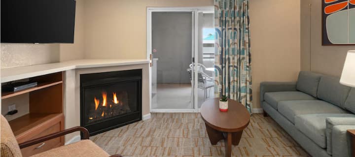 Getaway Resort - Palm Springs, CA