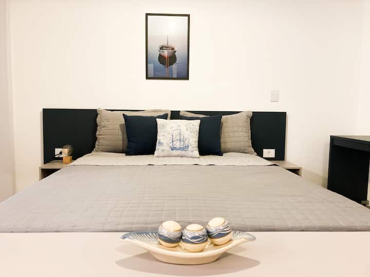 Loft Sofisticado: Piscina, Churrasqueira, Ar Cond - Ubatuba