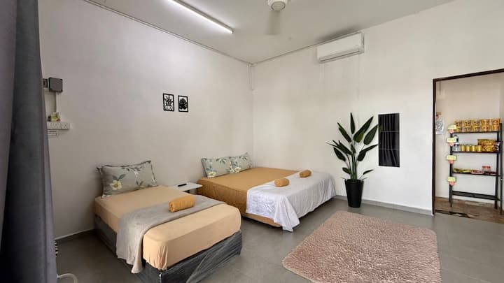 Azriani Homestay And Private Swimming Pool (S2) - Perlis