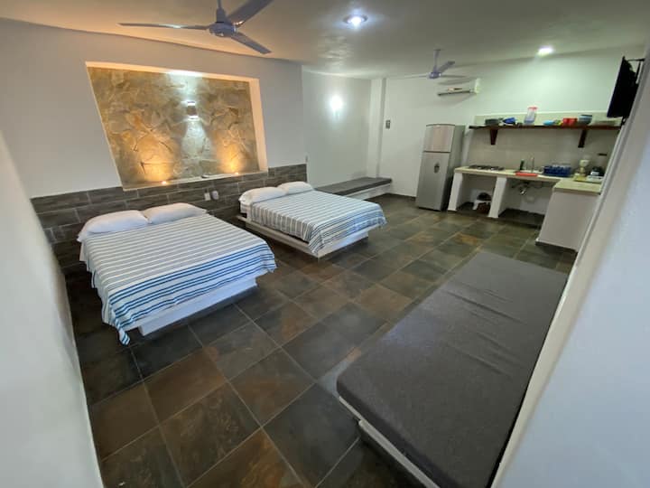 Costa Ayala - Suite 6 W/ 2dbl Beds And 2 Sofas - Los Ayala