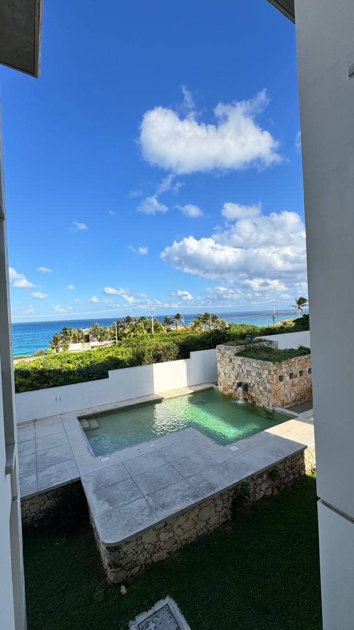 Villas Mar Turquesa 
Beautiful 2nd Floor Aptm. - Isla Mujeres