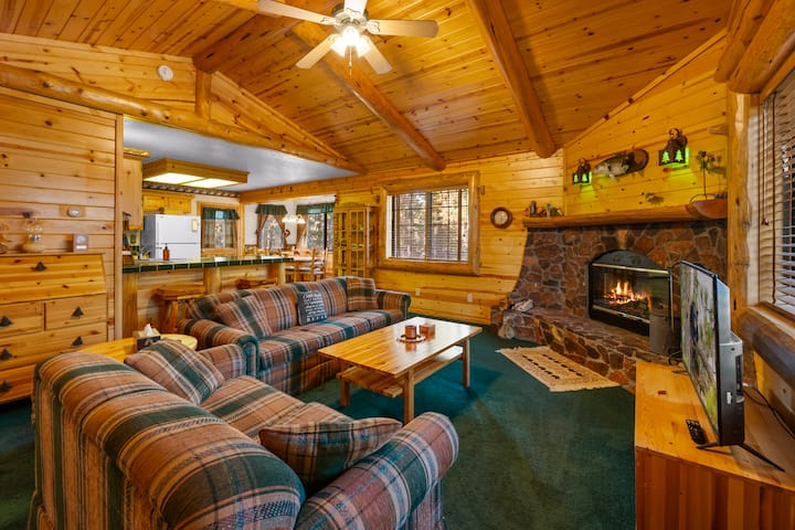 London Cottage-2bed-2bath-firepit-bbq - Big Bear, CA