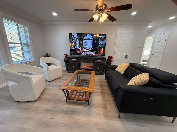 New! | Modern 3br | Prime Location! | Near At&t - Arlington, TX