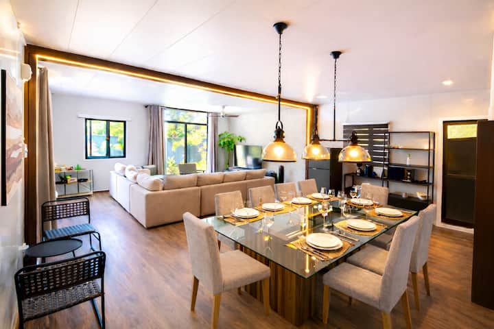 The Pickle House With Pickleball Court And Pool - Tagaytay