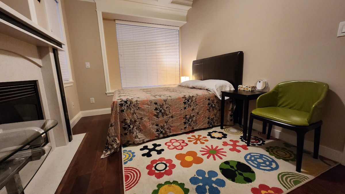 (6789) Unidad completa de 4 dormitorios/4 minutos de Metrotown/20 ...