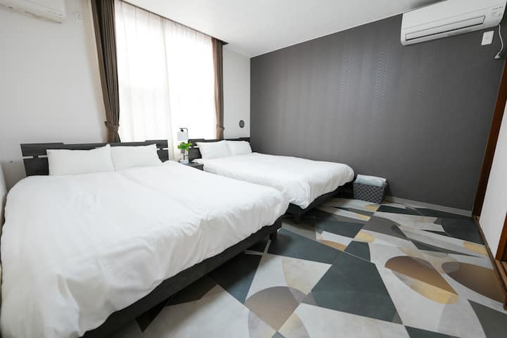 【新千歳空港から車で10分】駐車場無料｜最大７名｜静かな住宅地の一棟貸し - Chitose