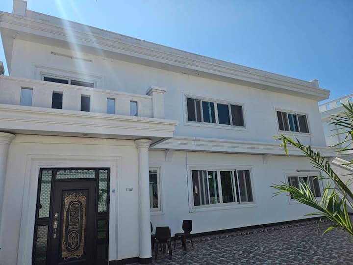 라오스 비엔티안 오빠빌라 7동1층 4베드 - Vientiane