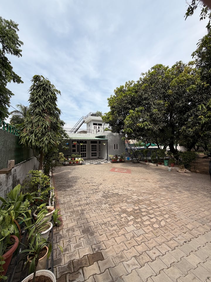 Nature Loving Farm Stay - Chandigarh