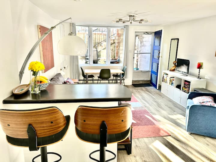 Best Area + Private Washroom + Living Room - Toronto