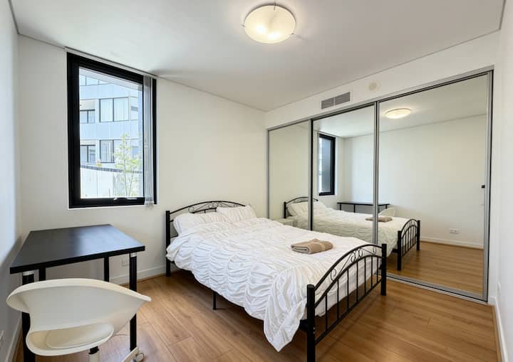 Courtyard Bliss: Cozy 1-bed At 2 Banilung St - Randwick