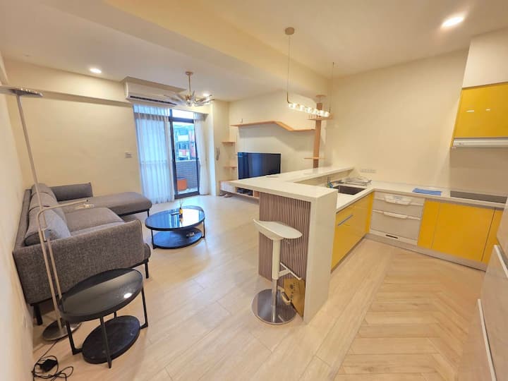 象山捷運 1 分鐘 象山公園 1 分鐘｜全新裝潢｜步行信義計畫區・世貿｜交換學生／參展旅客首選 - Keelung City