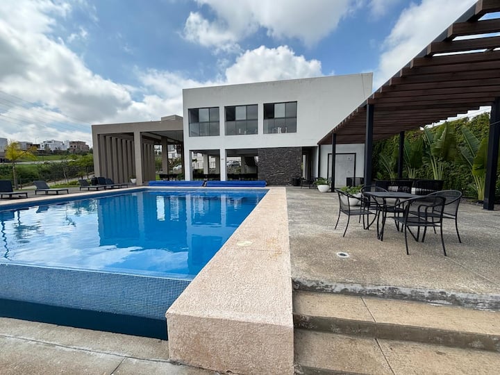 Private Apartment With Pool & Parking - Tlaquepaque