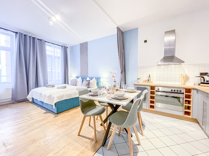 Wohnung Mit Tiefgarage | Zentrum | 2 Schlafzimmer - Leipzig