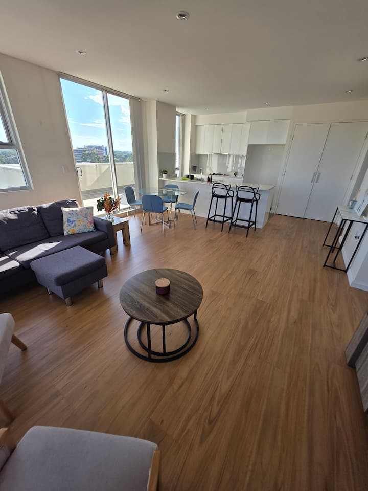 Suburbian Sunshine - Strathfield