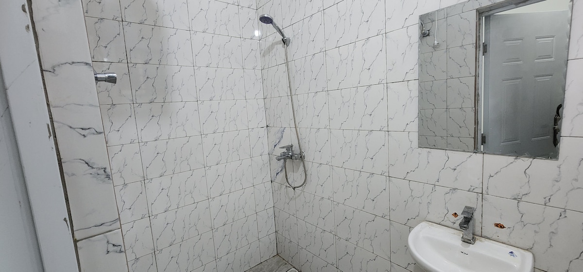 Masterpiece Treasurehunt Studio 1 @East Legon - Flats for Rent in Accra ...