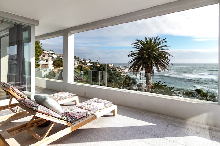 Boulders Beach Atlantic Seaboard, Bakoven - Camps Bay