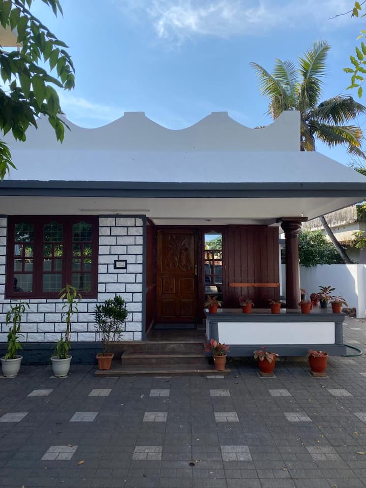 Wave Inn - Alappuzha