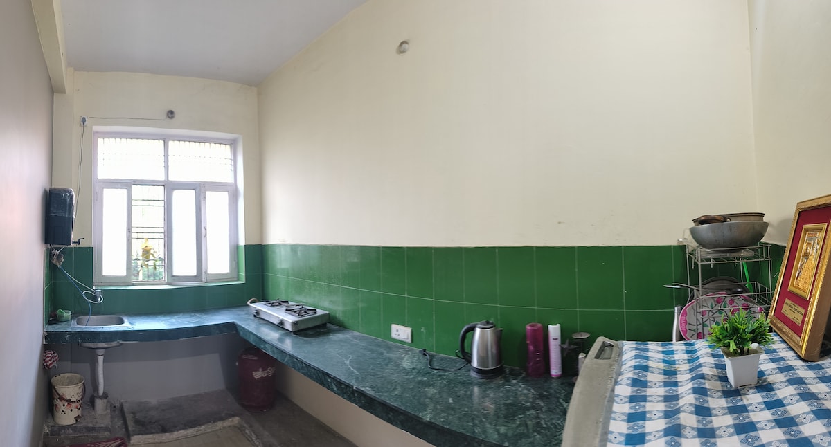 Viswanathan niwas - Departamentos en renta en Benarés, Uttar Pradesh ...